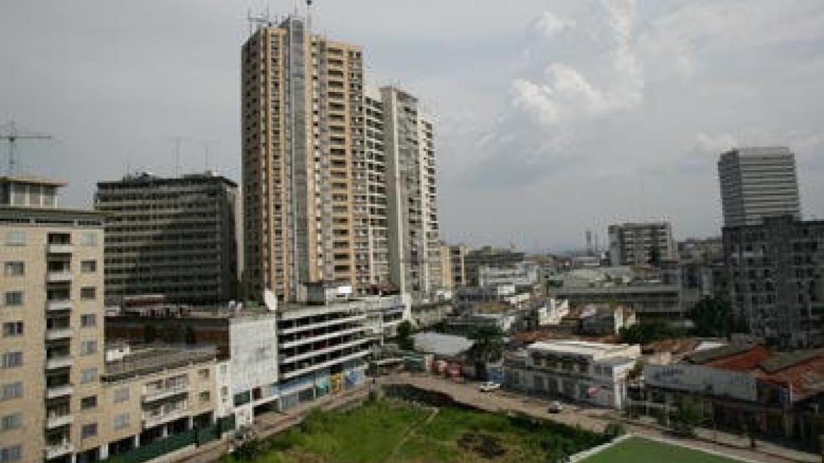 Corporate image barometer : Target Sarl