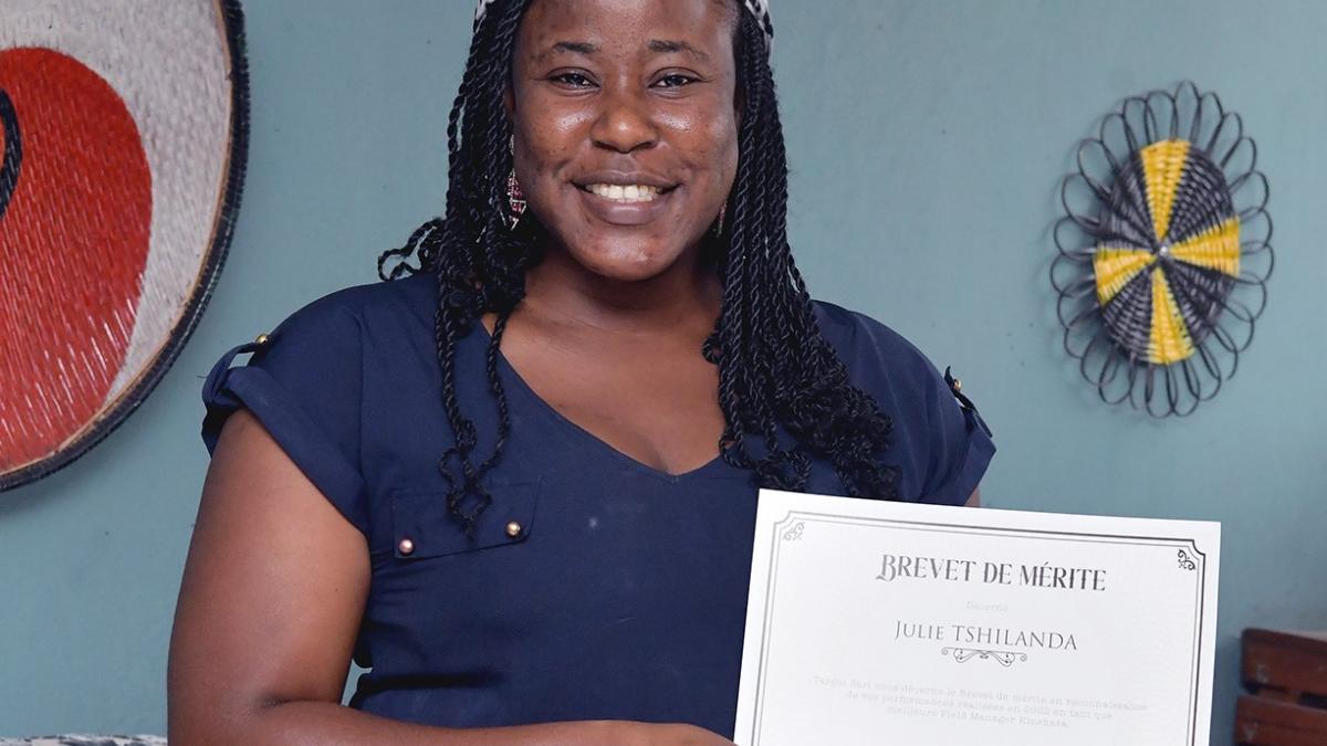« 10 ans d'apprentissage chez Target », Julie TSHILANDA : Target Sarl
